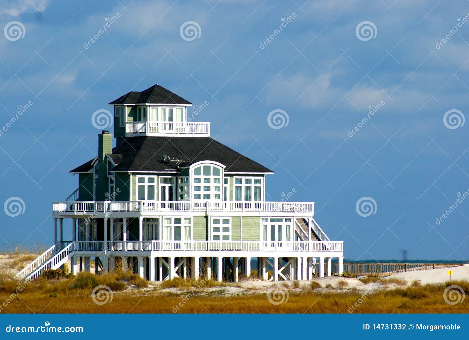 Beautiful Beach House on Shore Stock Photo - Image of house, white ...