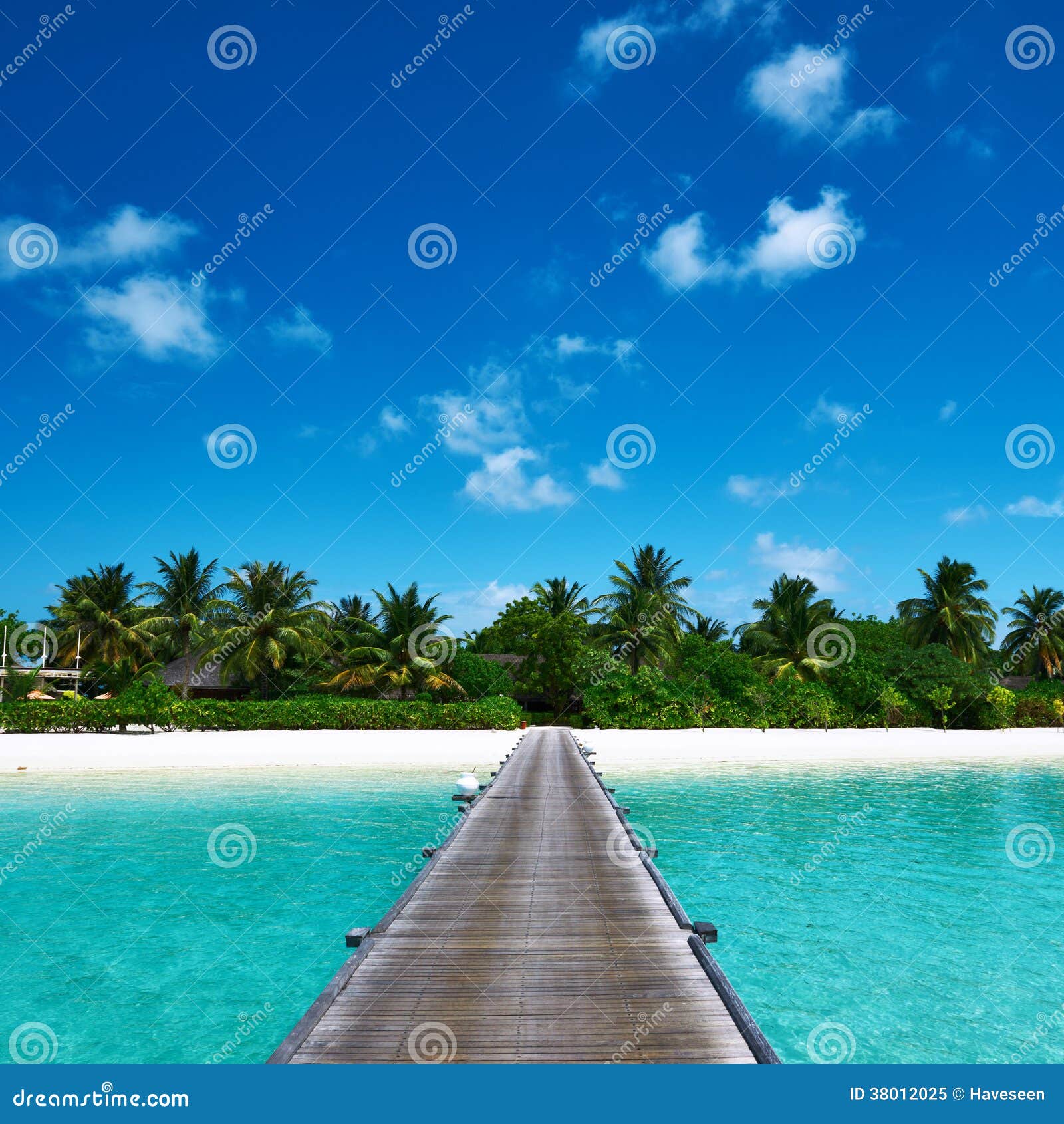 Beautiful beach with jetty stock image. Image of seascape - 38012025