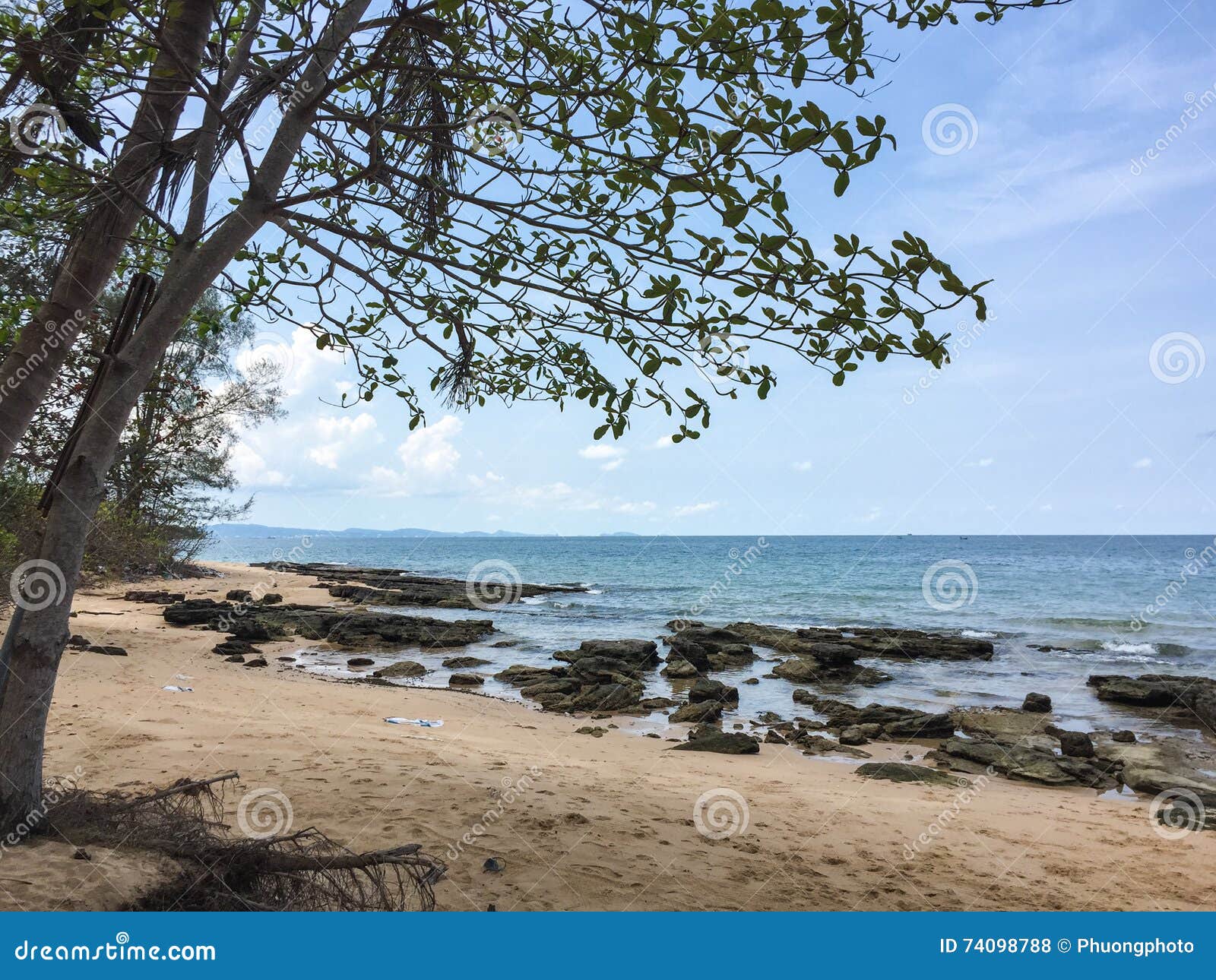 A Beautiful Beach without People Stock Photo - Image of blue, enjoy ...