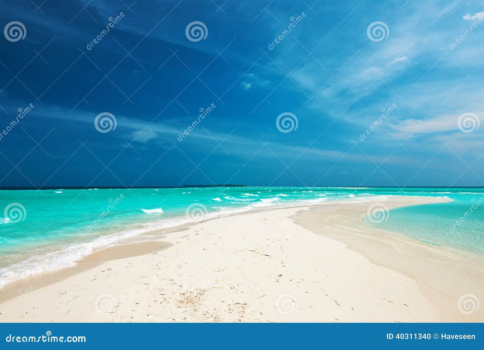 Beautiful Beach with Sandspit at Maldives Stock Photo - Image of ...