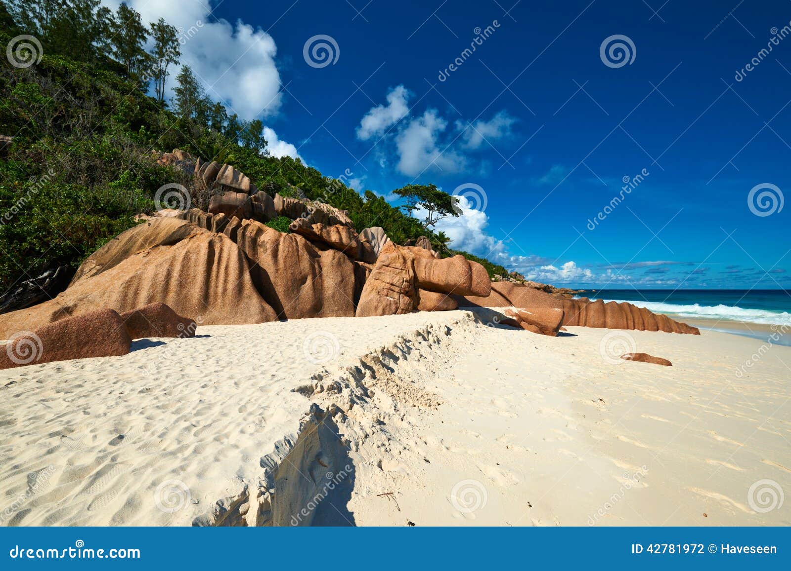 Beautiful Beach at Seychelles Stock Photo - Image of granite, clear ...