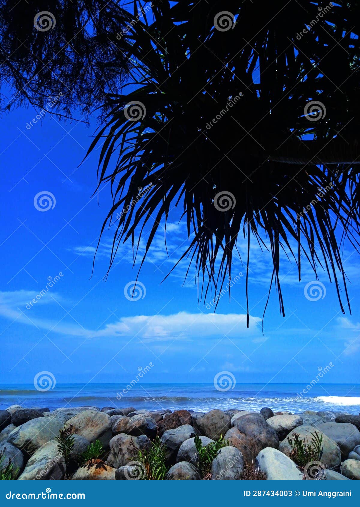 Beautiful Beach from Urai, with Blue Sky and Waves Stock Image - Image ...