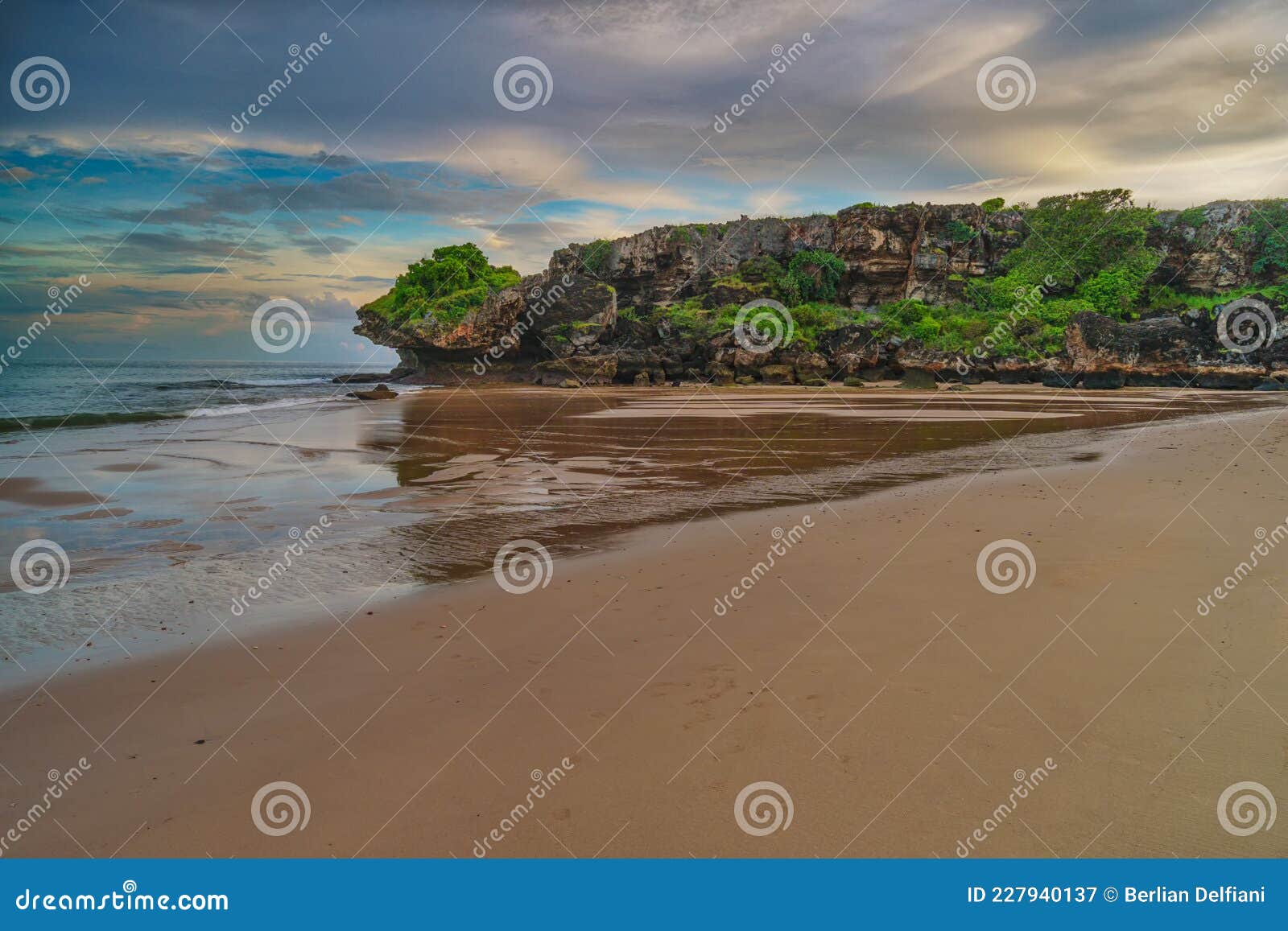 Beautiful Beach View at Sunset Stock Image - Image of horizon, beach ...