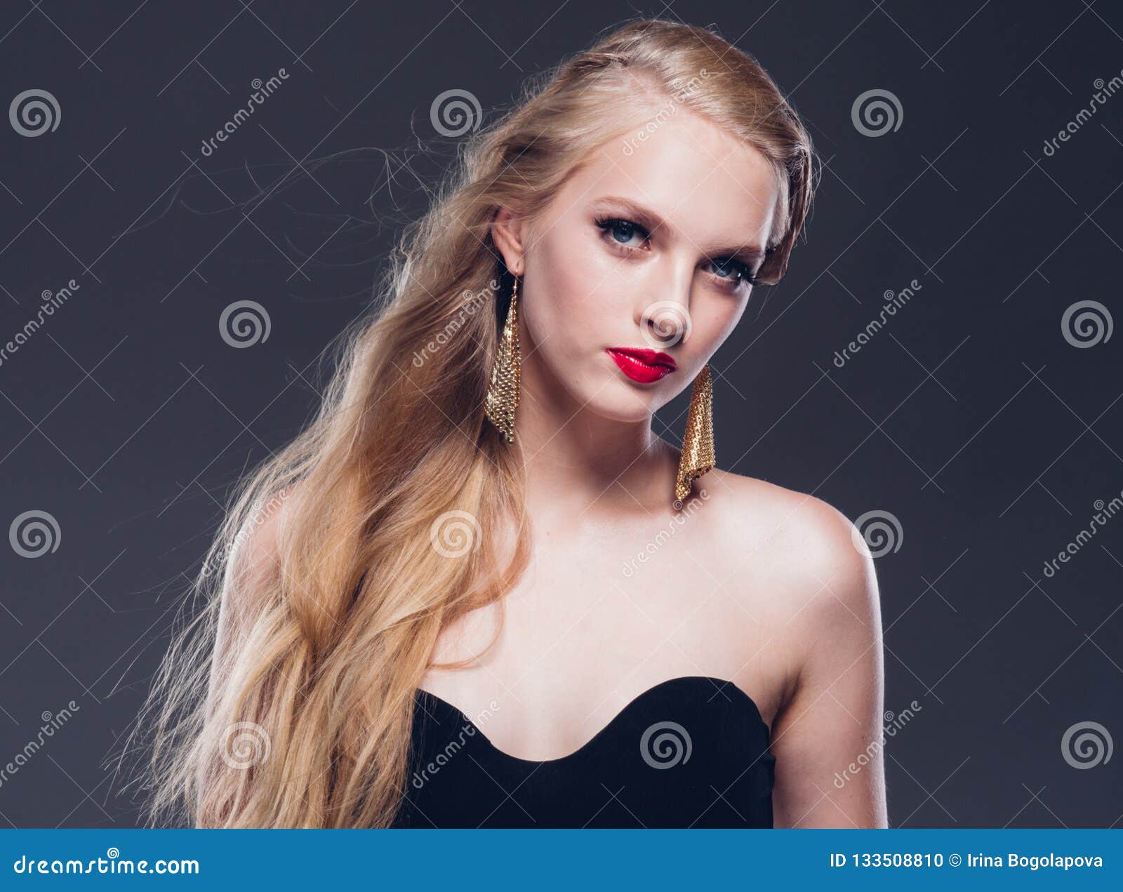 Beautiful Blonde Hair Woman Classic Style With Red Lips And Eyar Stock