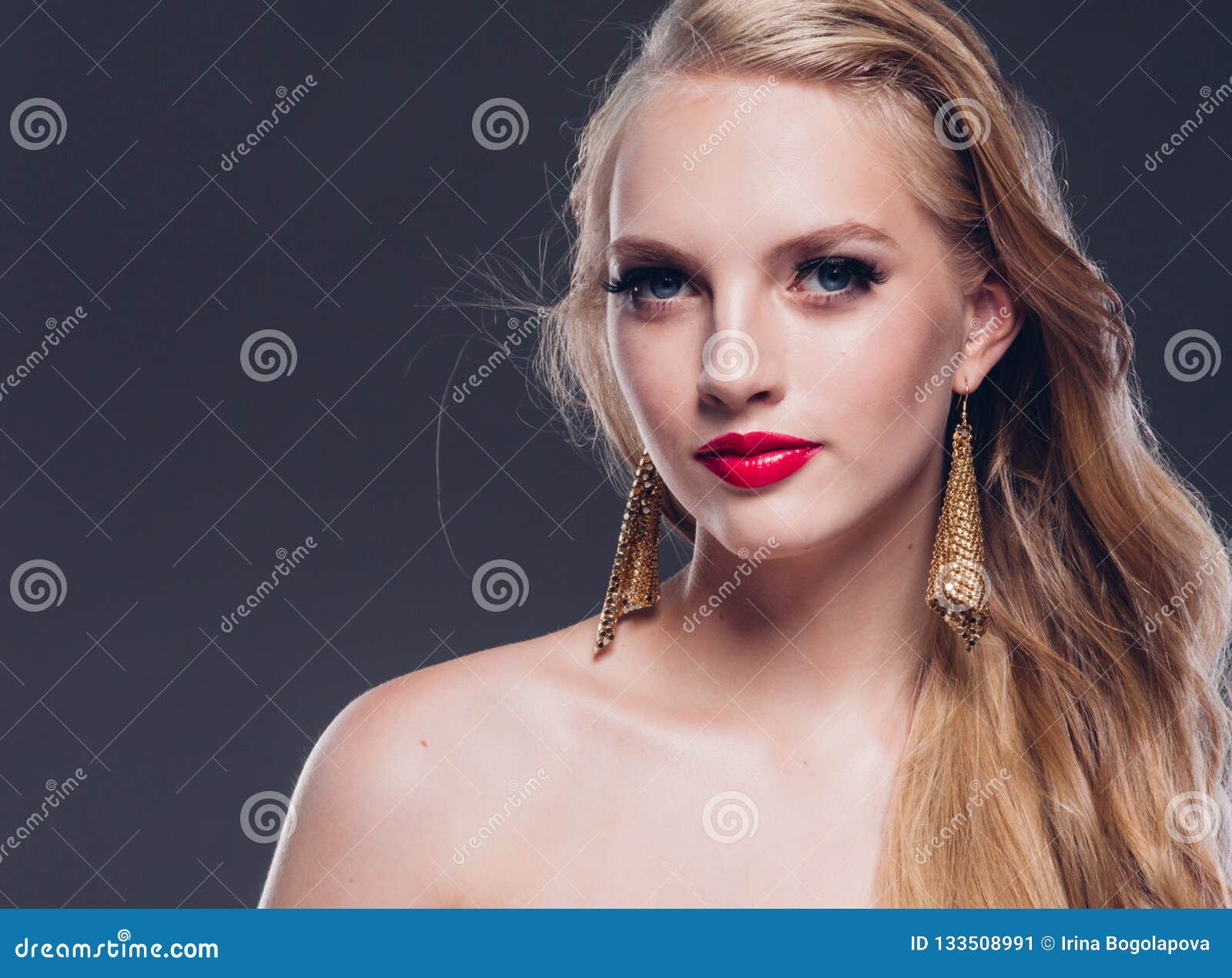 Beautiful Blonde Hair Woman Classic Style With Red Lips And Eyar Stock