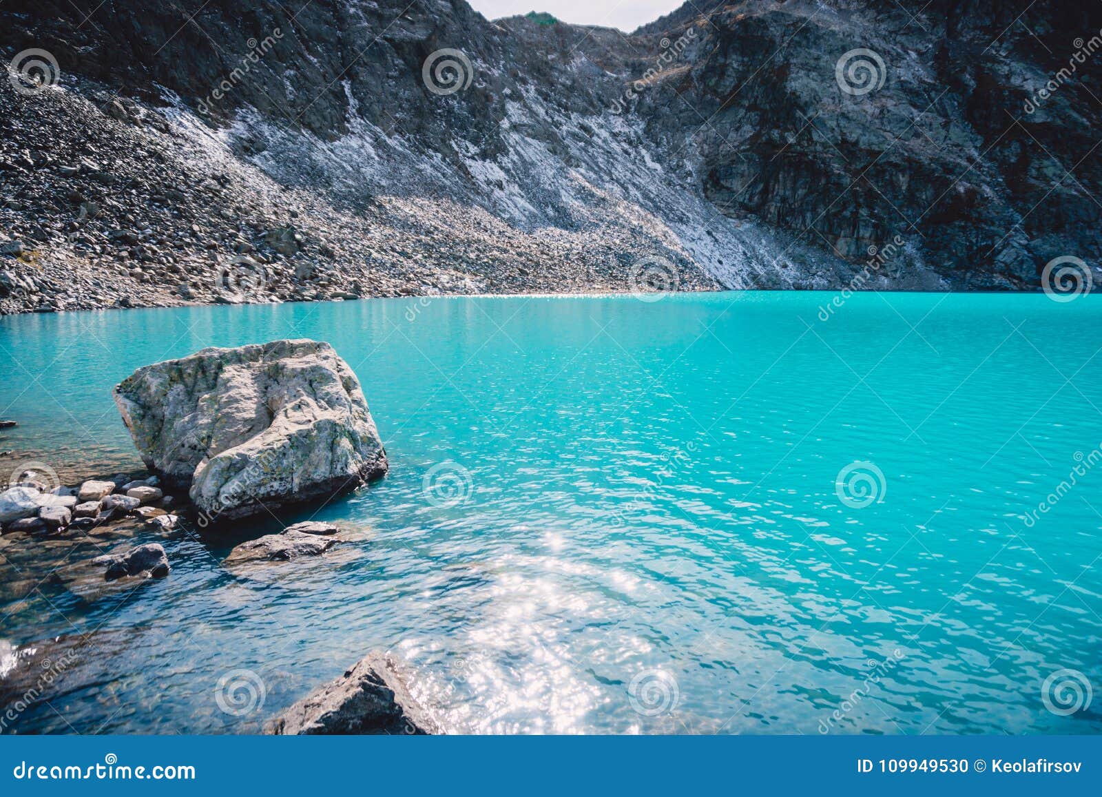 Beautiful Blue Alpine Lake. Summer in the Mountains Stock Photo - Image ...