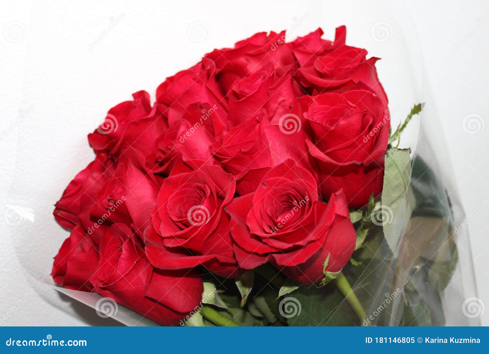 Beautiful Bouquet of Red Roses in a Vase Stock Image - Image of ...