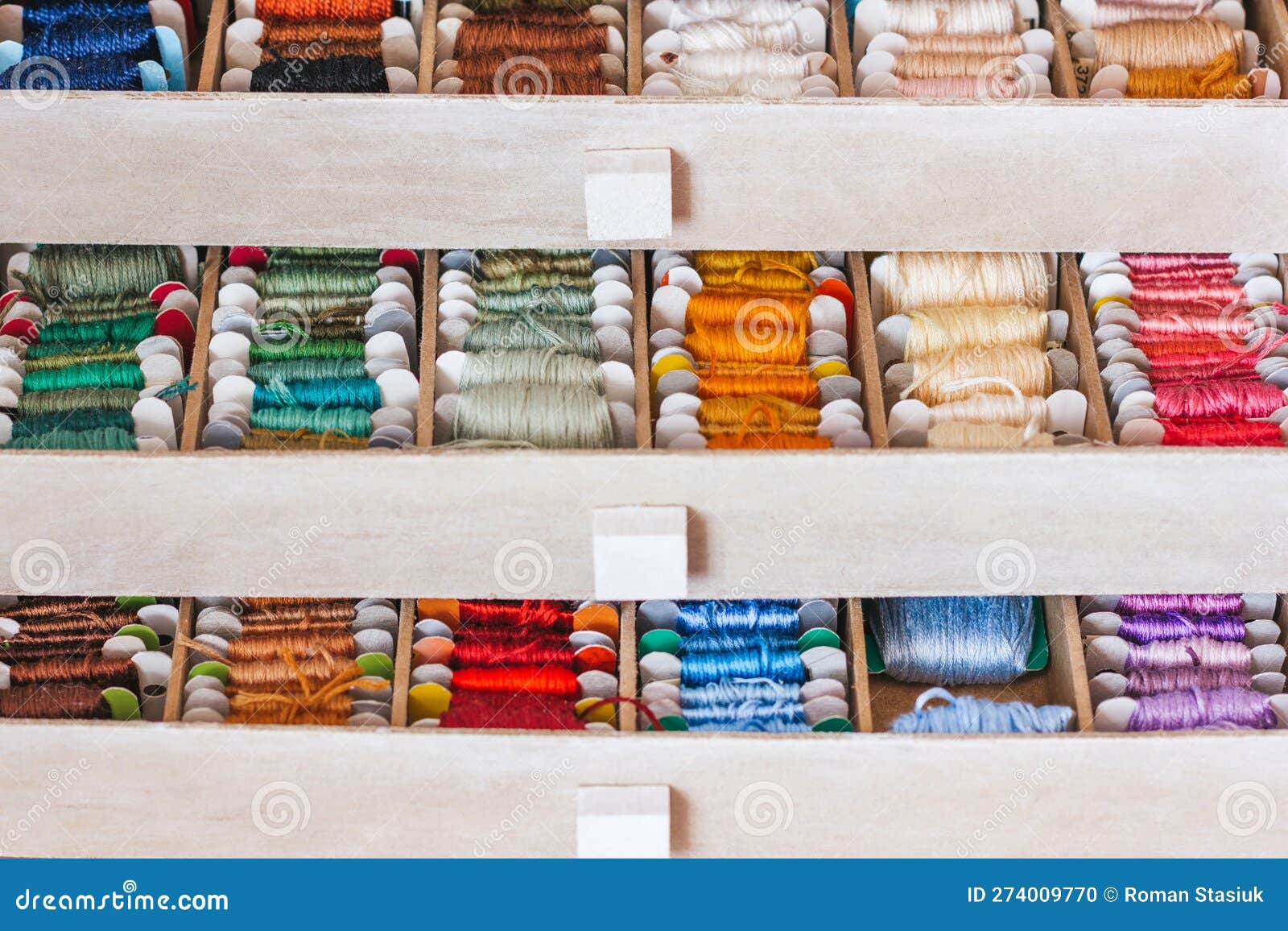 Beautiful Box for Threads with Compartments. Beautiful Colored Threads ...