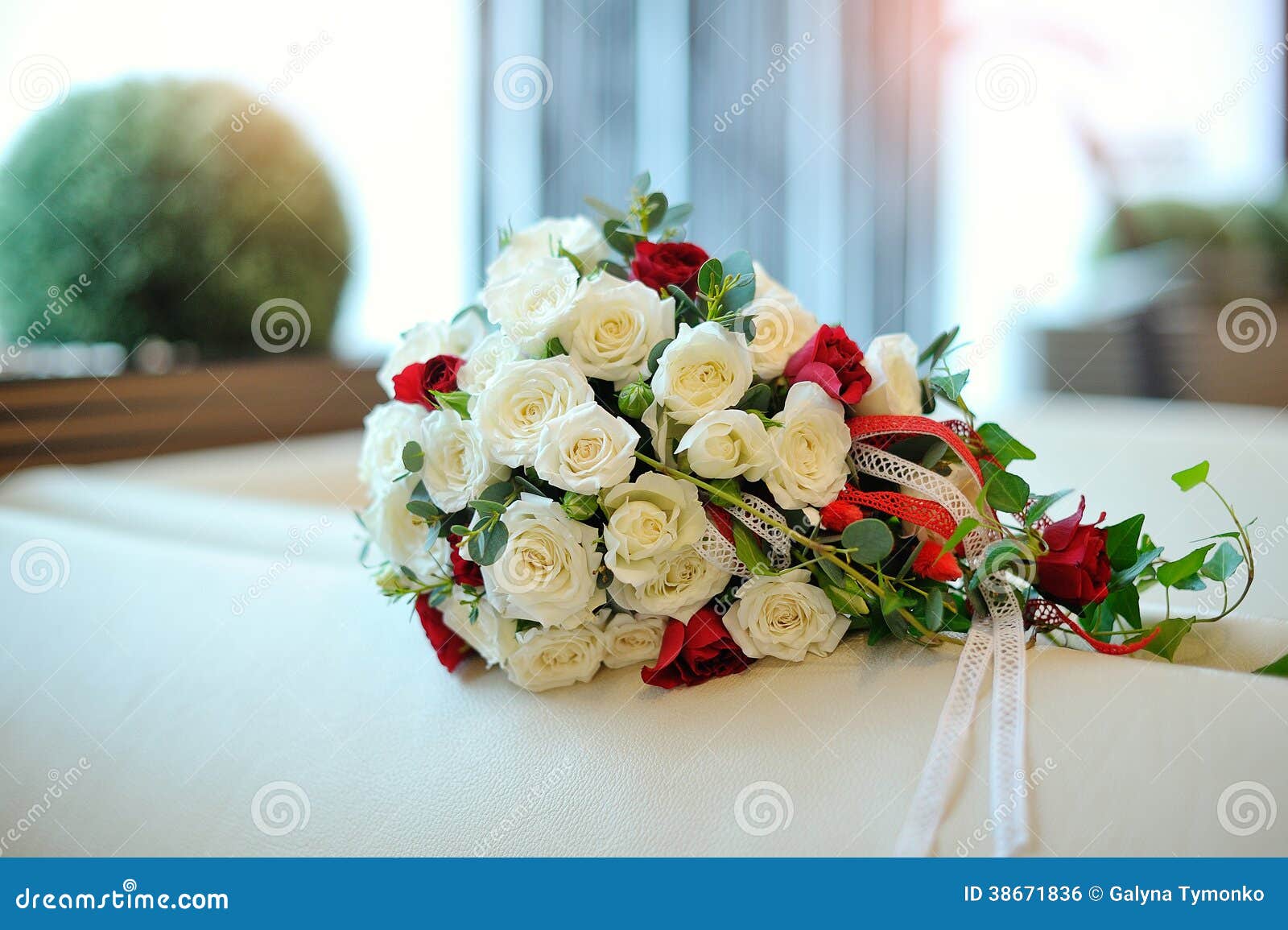 Beautiful Bridal Bouquet of White Roses Stock Photo - Image of bunch ...