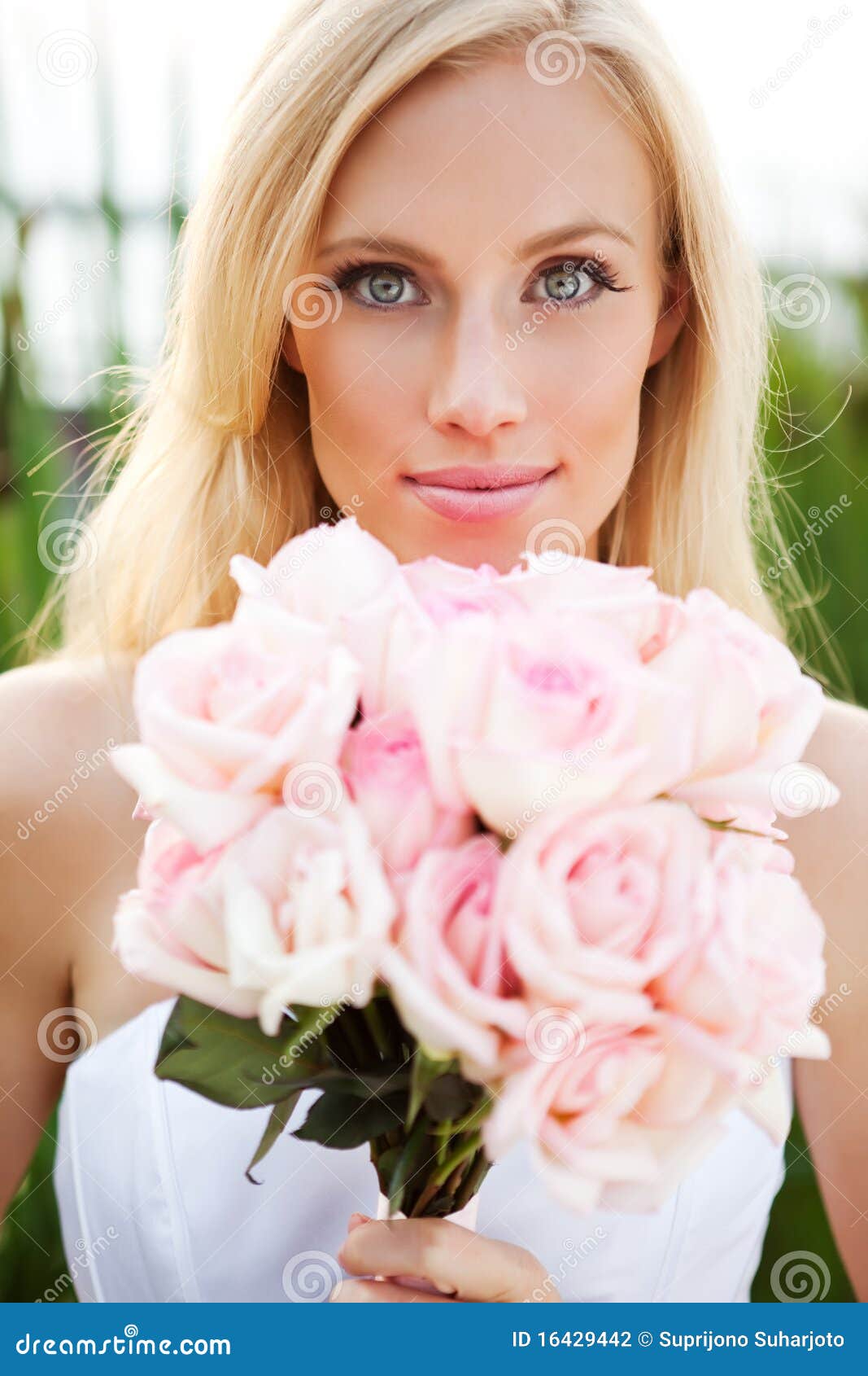 Beautiful bride stock photo. Image of bouquet, caucasian - 16429442