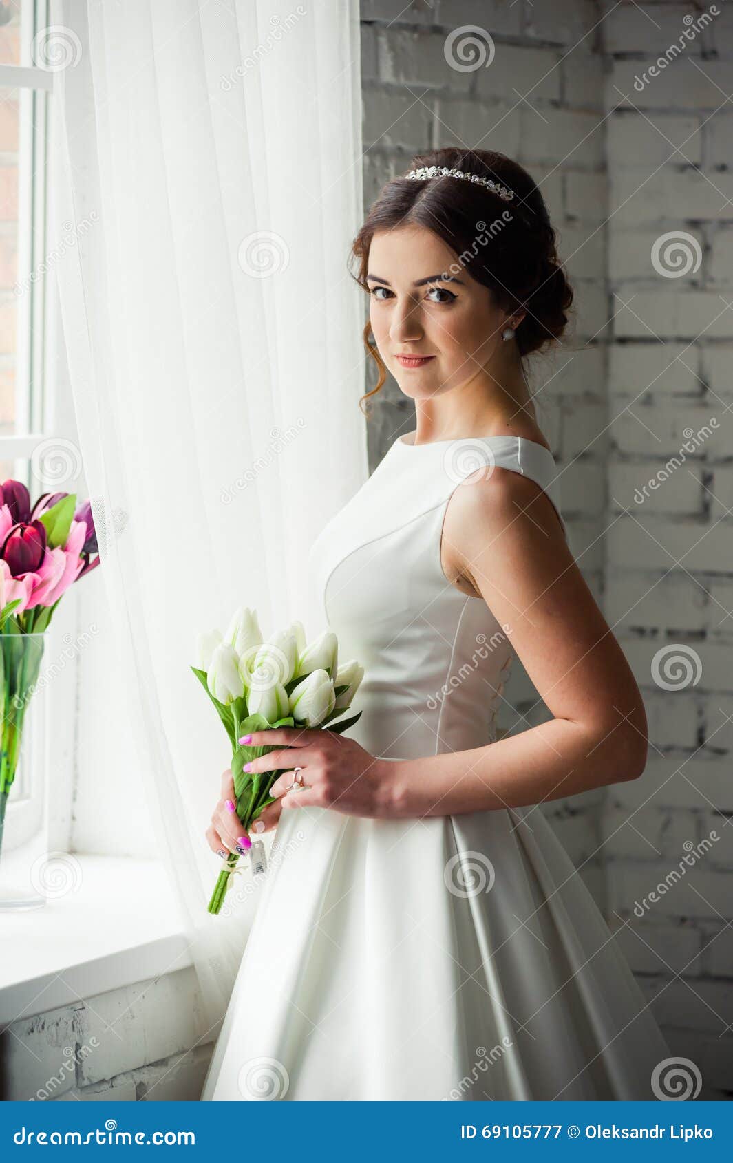 Beautiful Bride before Wedding Ceremony Stock Image - Image of blossom ...
