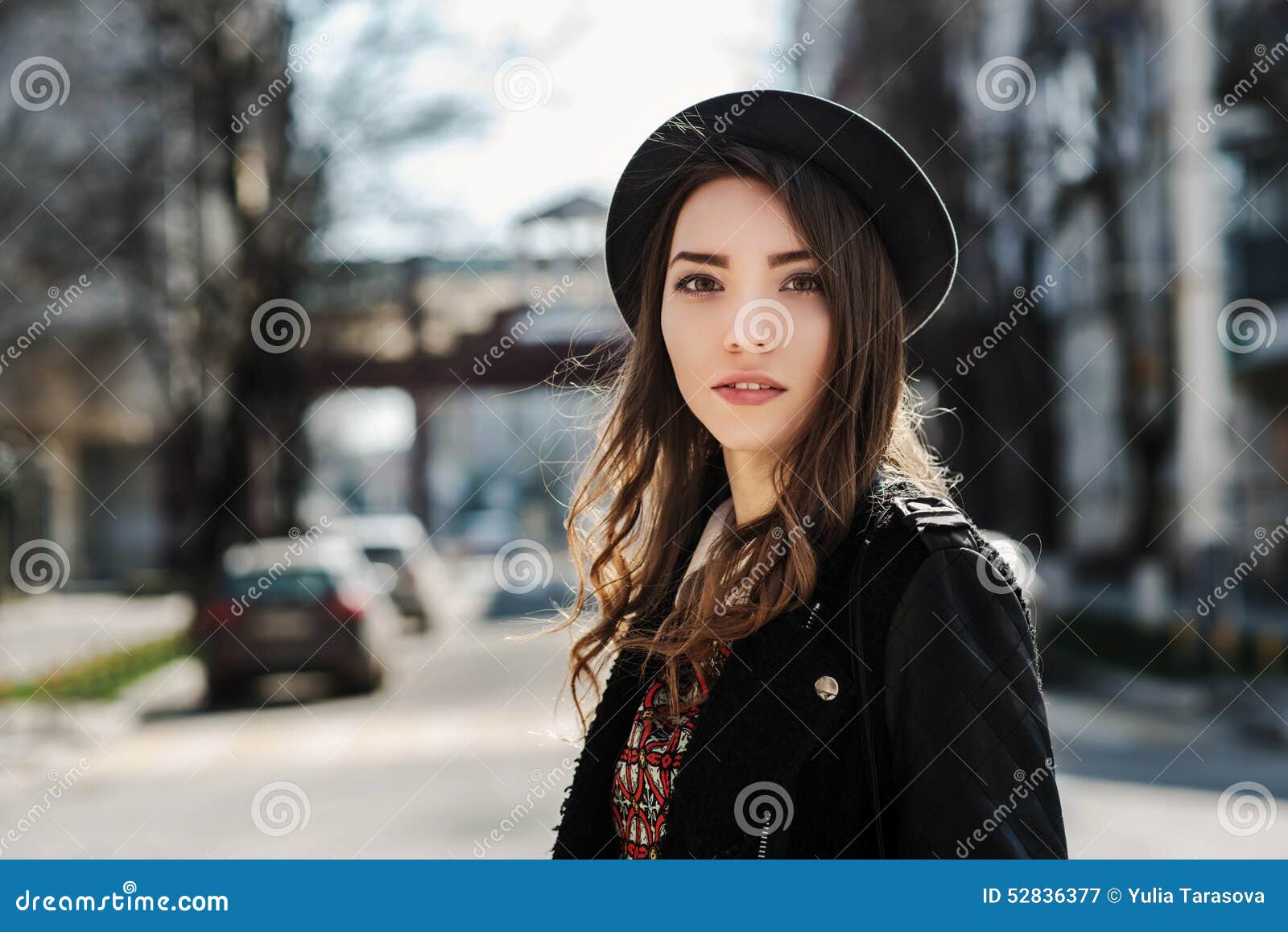 Beautiful Brunette Girl in Casual Clothes Walking Around the Cit Stock ... Beautiful Brunette Girl in Casual Clothes Walking Around the Cit Stock ...