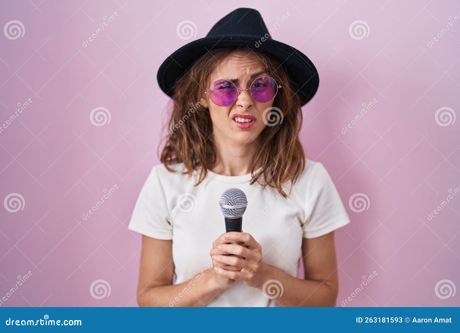 Beautiful Brunette Woman Singing Song Using Microphone Clueless and ...