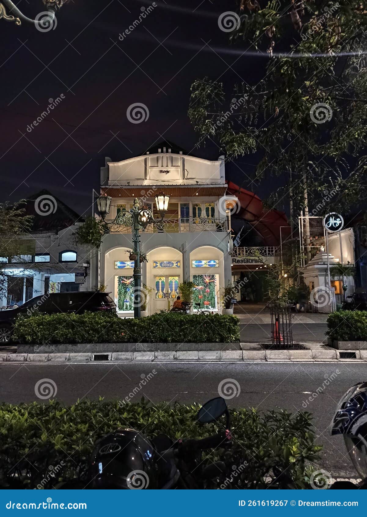 A Beautiful Building with a Distinctive Design Editorial Photography ...