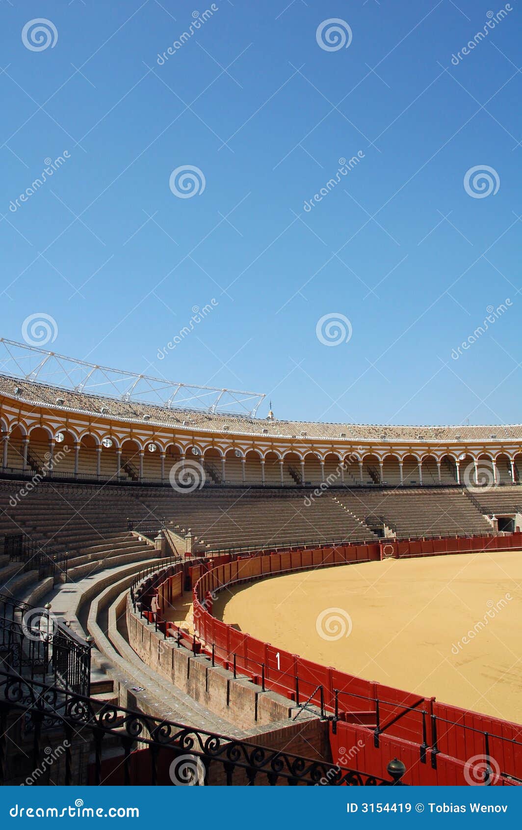 Beautiful Bullfight Arena in S Stock Image - Image of bull, warm: 3154419