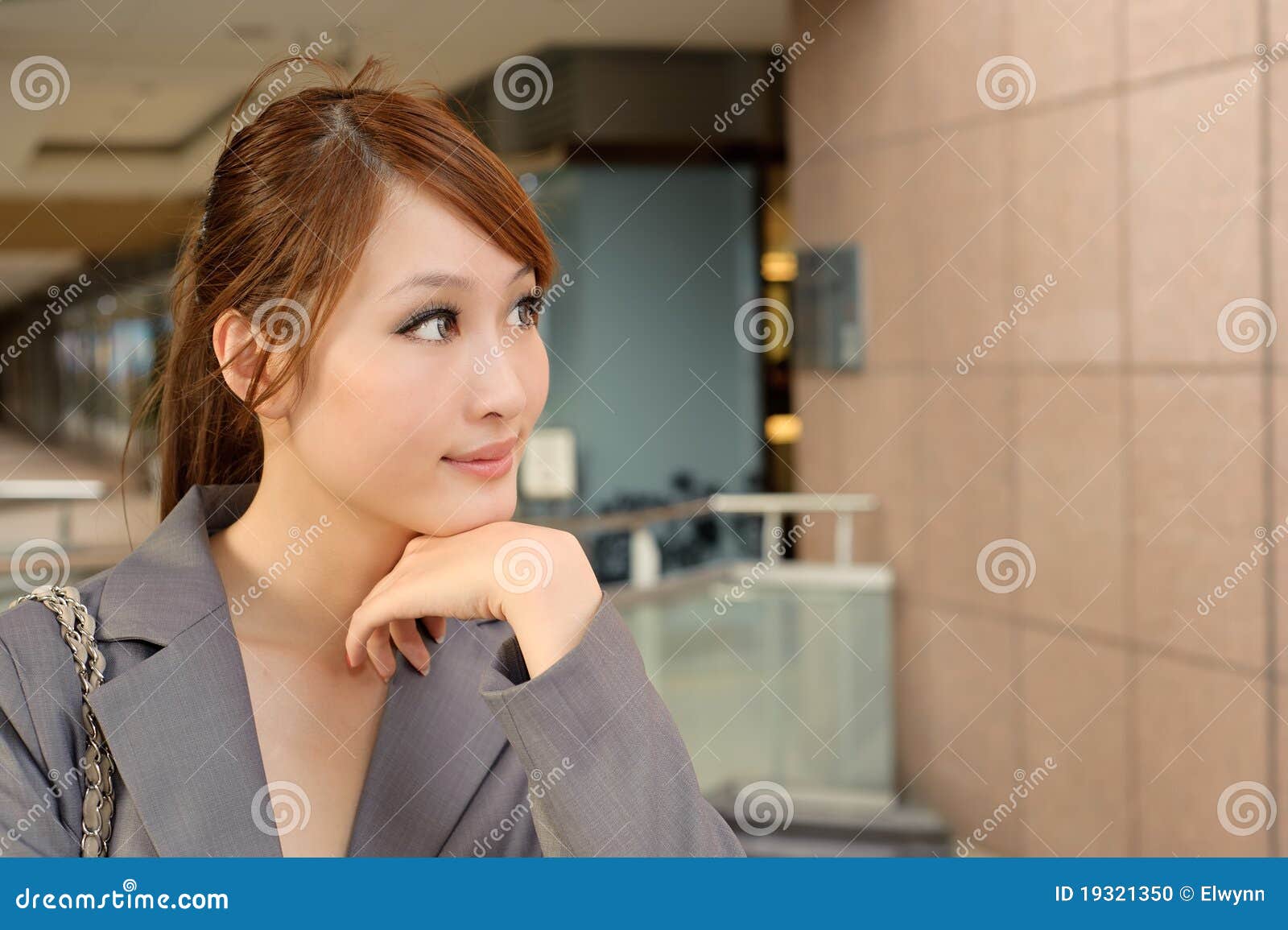 Beautiful business manager stock photo. Image of beauty - 19321350