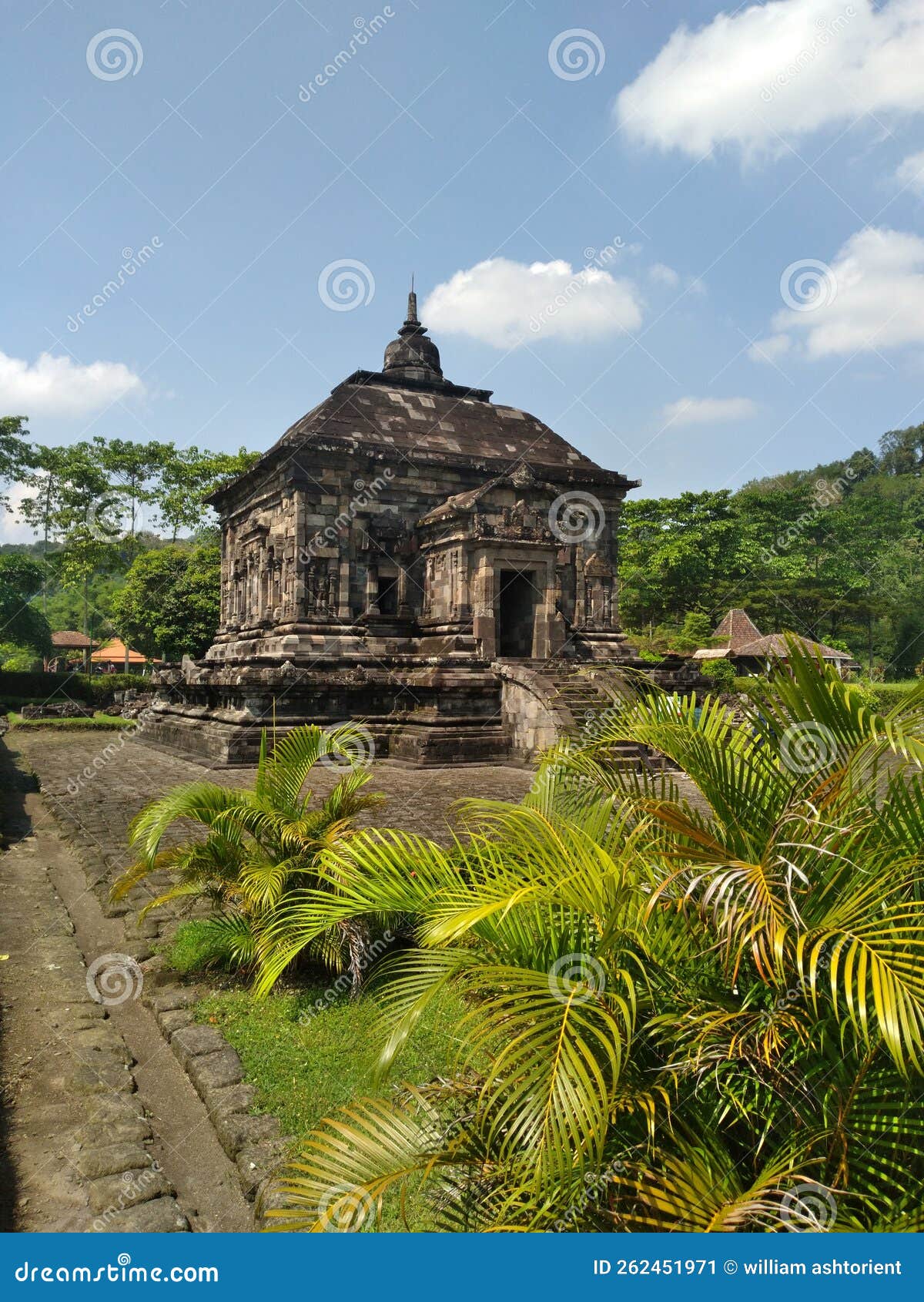 Beautiful Candi in Yogyakarta Stock Image - Image of water, tourism ...
