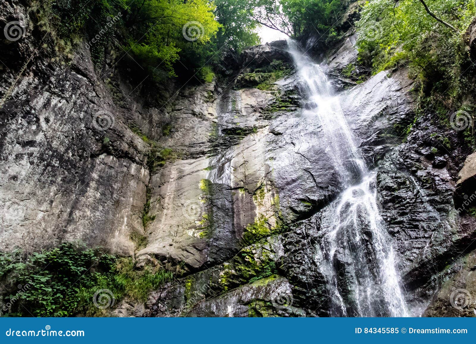 Beautiful Cascading Full-flowing Waterfall Stock Image - Image of ...