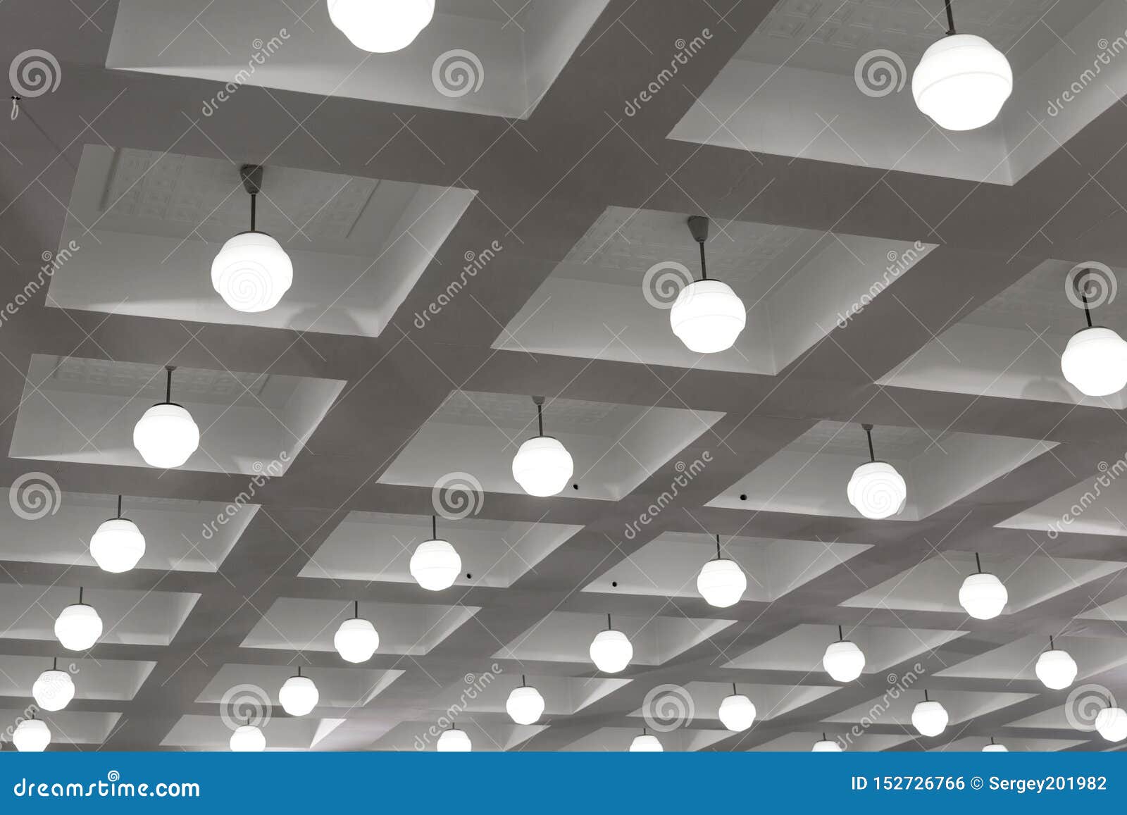 Beautiful Ceiling in the Banquet Hall. Contemporary Interior Design ...