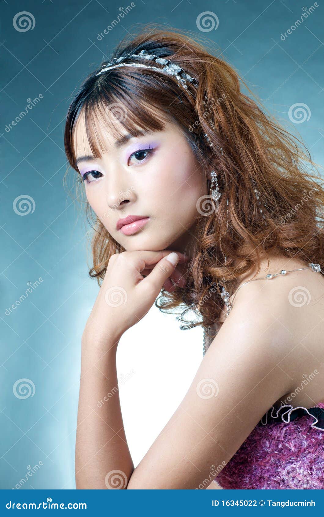 Beautiful Chinese girl stock photo. Image of hair, jewelry - 16345022