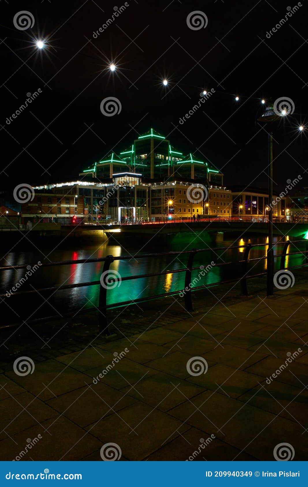Beautiful City in the Night. Dublin, Ireland Editorial Stock Image ...