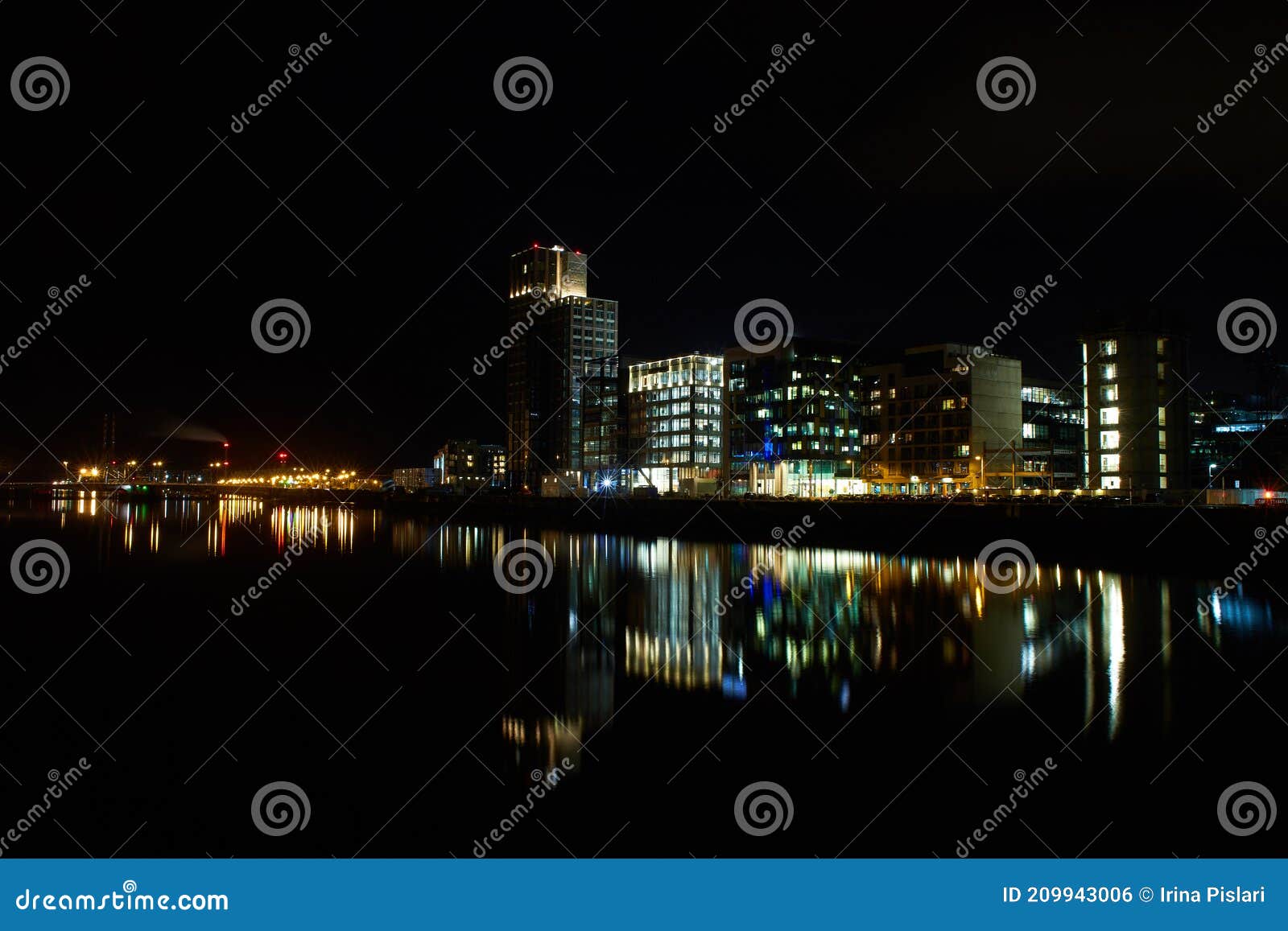 Beautiful City in the Night. Dublin, Ireland Editorial Photo - Image of ...