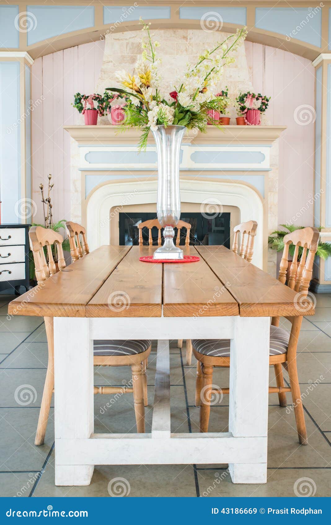Beautiful Classical Country Style Dining Room Stock Image - Image of ...