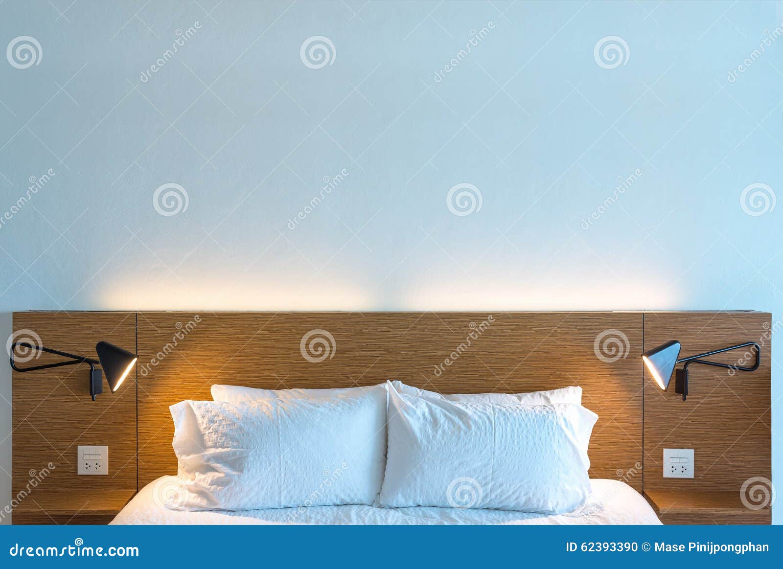 Beautiful Clean and Modern Bedroom Stock Photo - Image of decor, hotel ...
