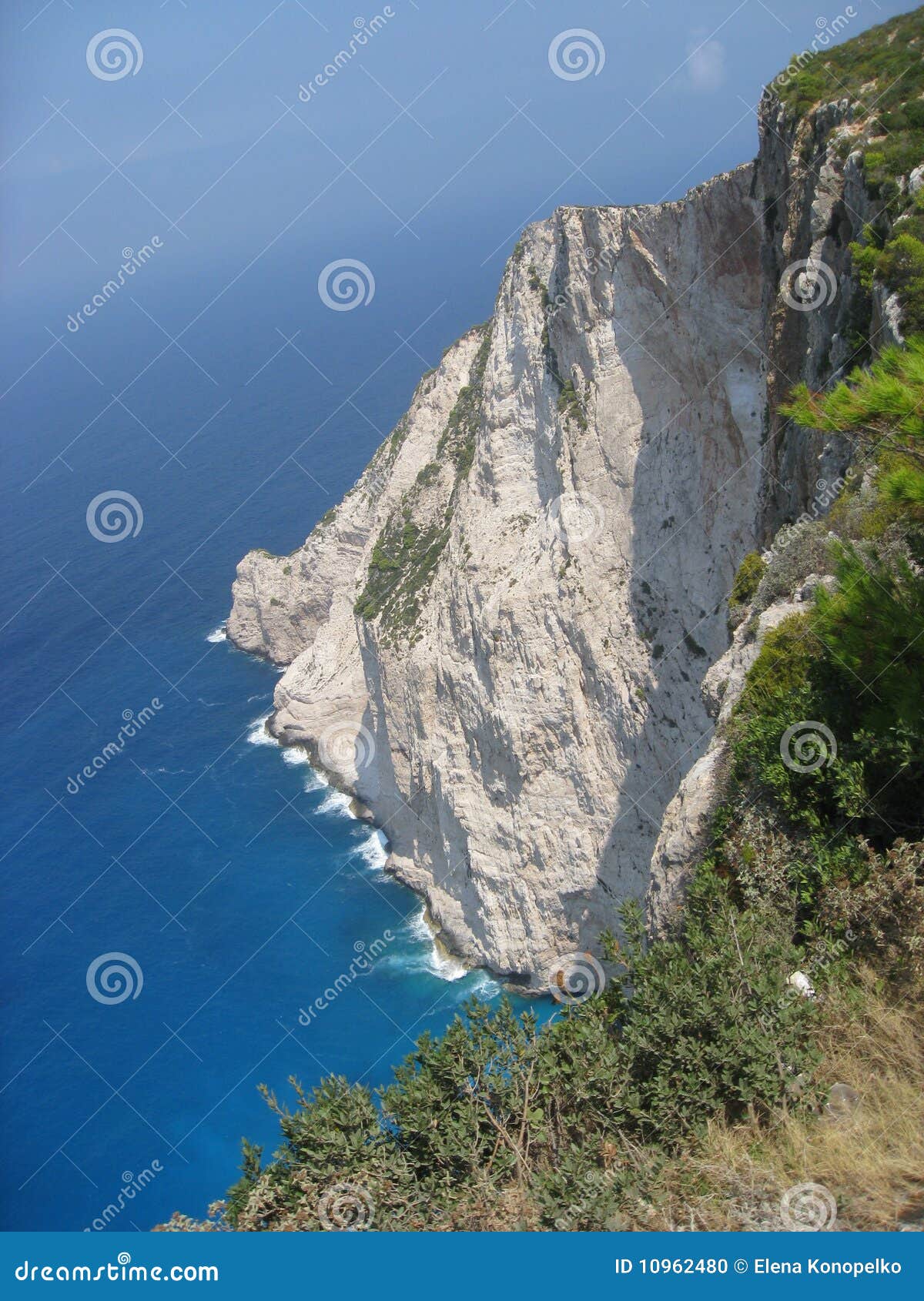 The beautiful cliff stock photo. Image of coast, green - 10962480