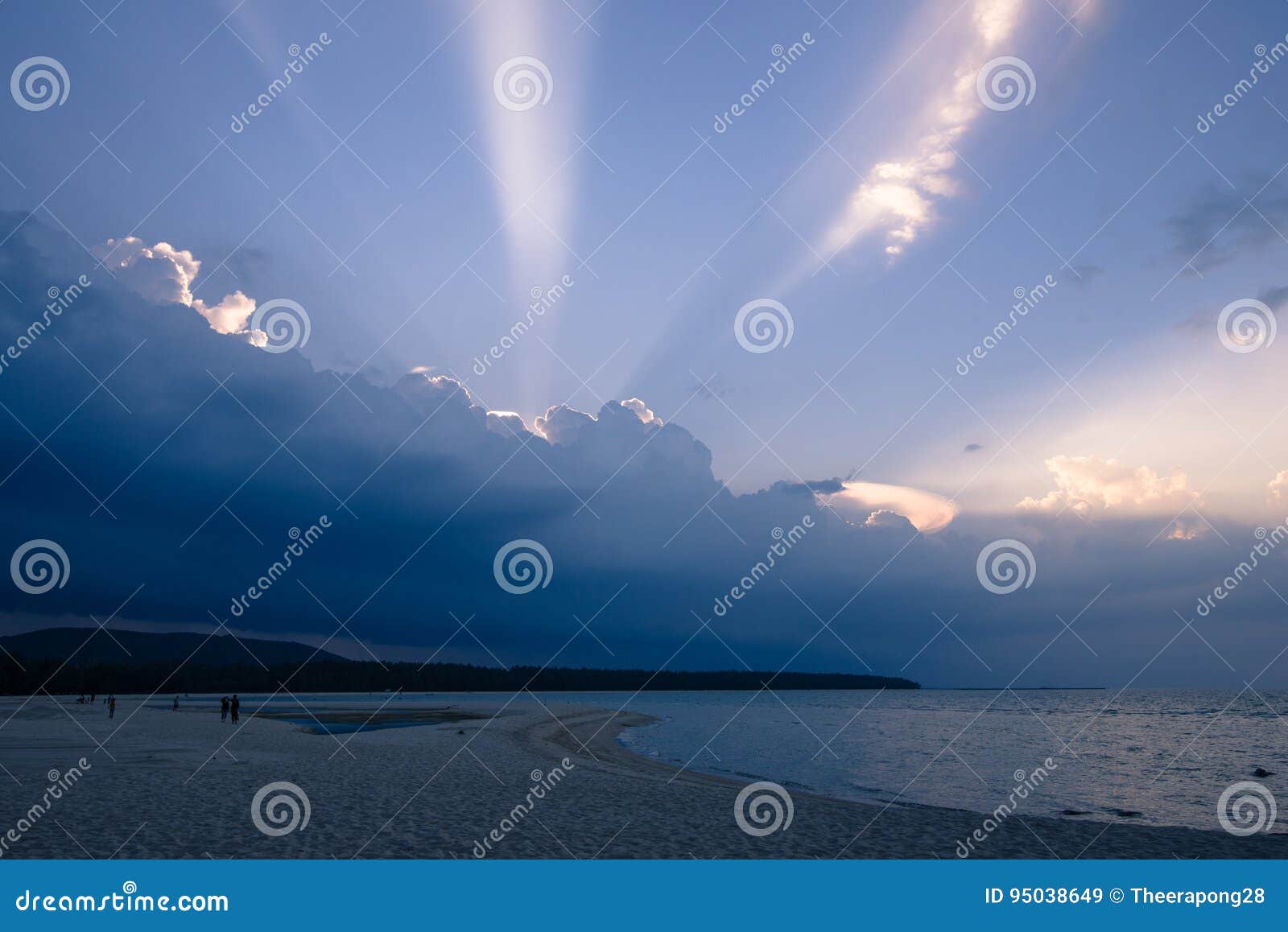 Beautiful Clouds with Ray of Sunlight Breaking through Dark Clouds ...