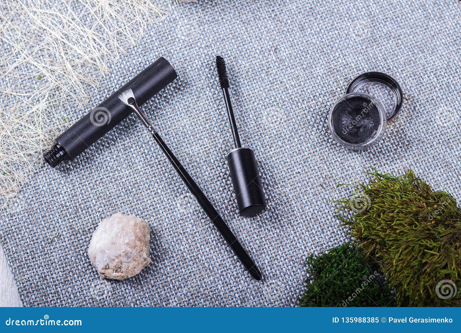 Beautiful Composition: Professional Make-up Brushes and Tools ...