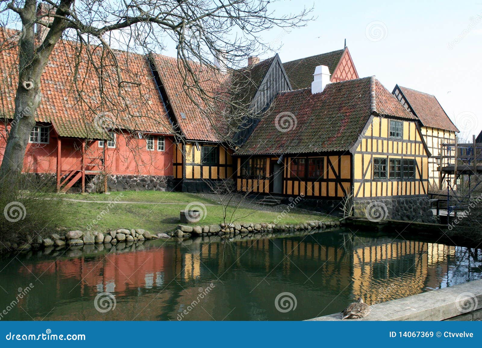 Beautiful Countryside House Stock Image - Image of cottage, mirror ...