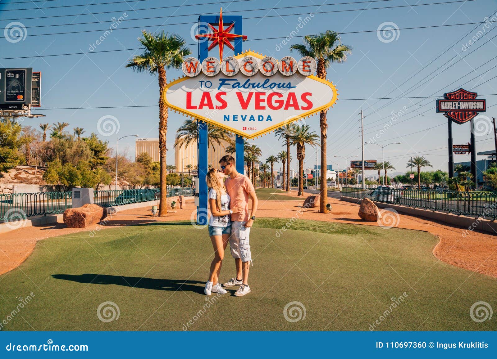 Beautiful Couple Kissing By The Las Vegas Sign In Nevada Editorial