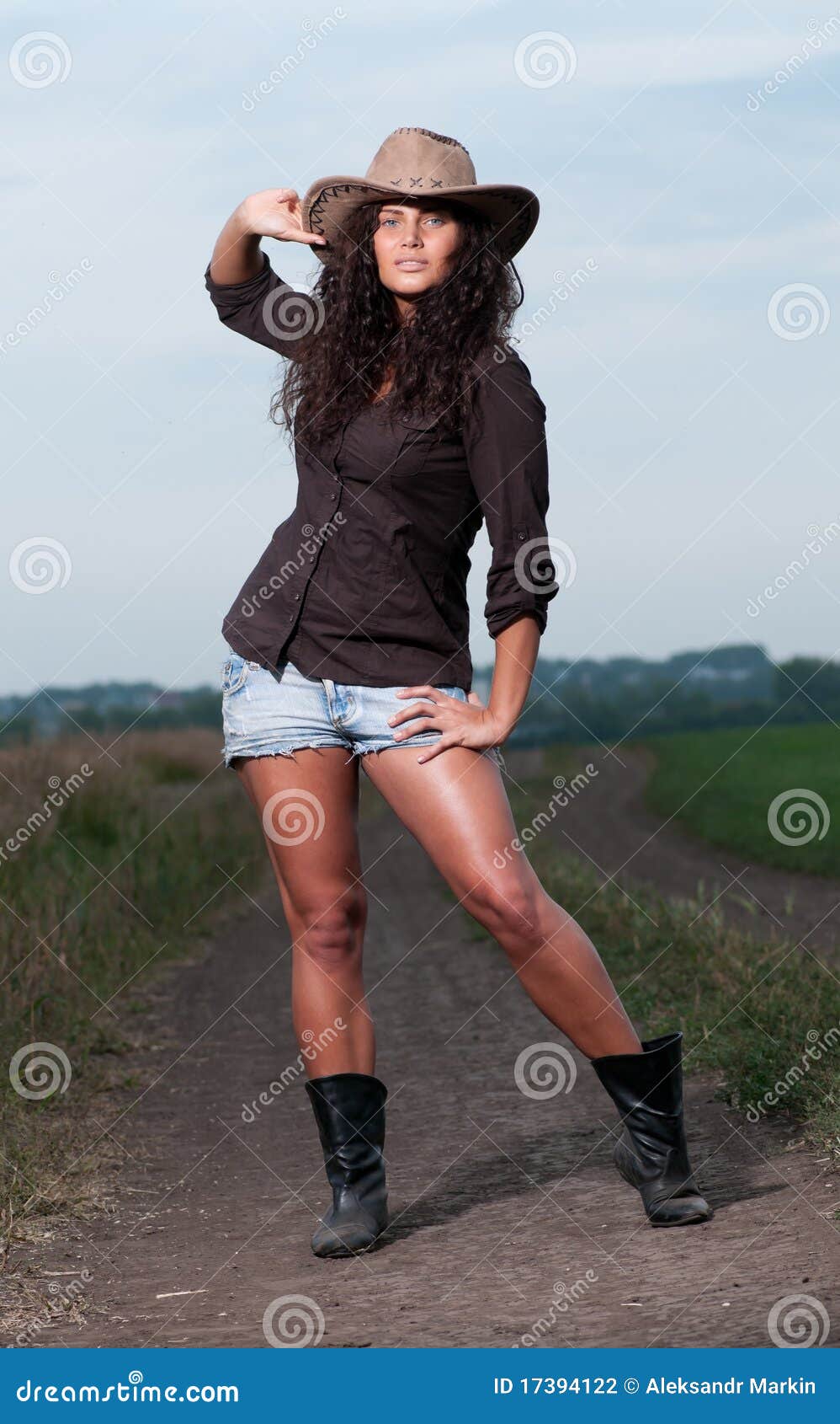 Beautiful Cowboy Woman Posing in Field Stock Photo - Image of cool ...