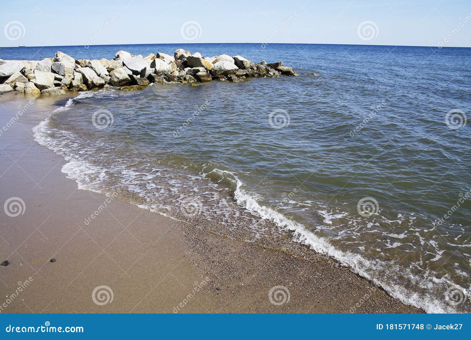 A Beautiful Day at the Beach Stock Photo - Image of summer, heat: 181571748