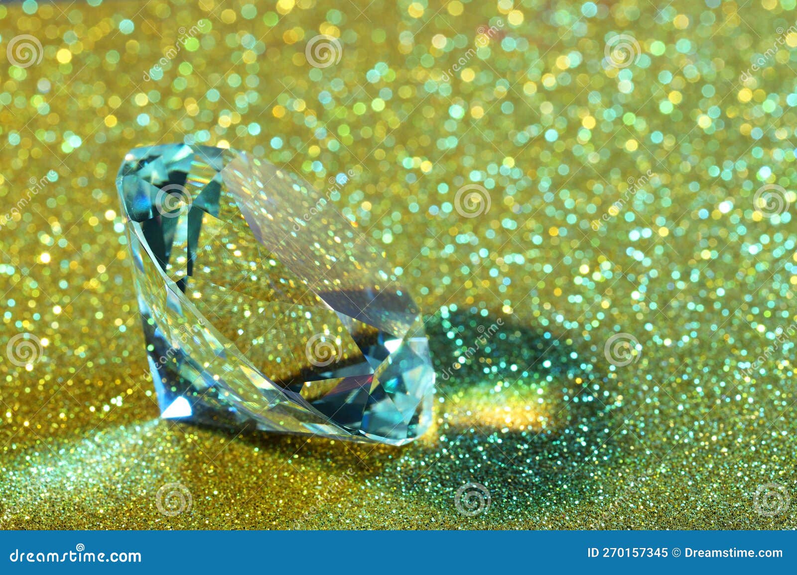 Beautiful Dazzling Diamond on Glitter Background, Closeup. Space for ...