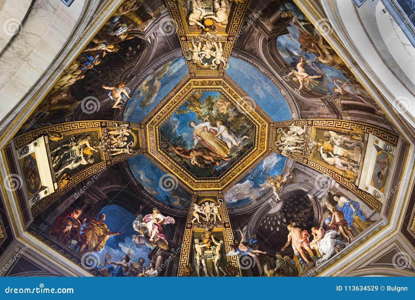 Beautiful Decoration of the Ceiling in the Vatican, Italy Editorial ...