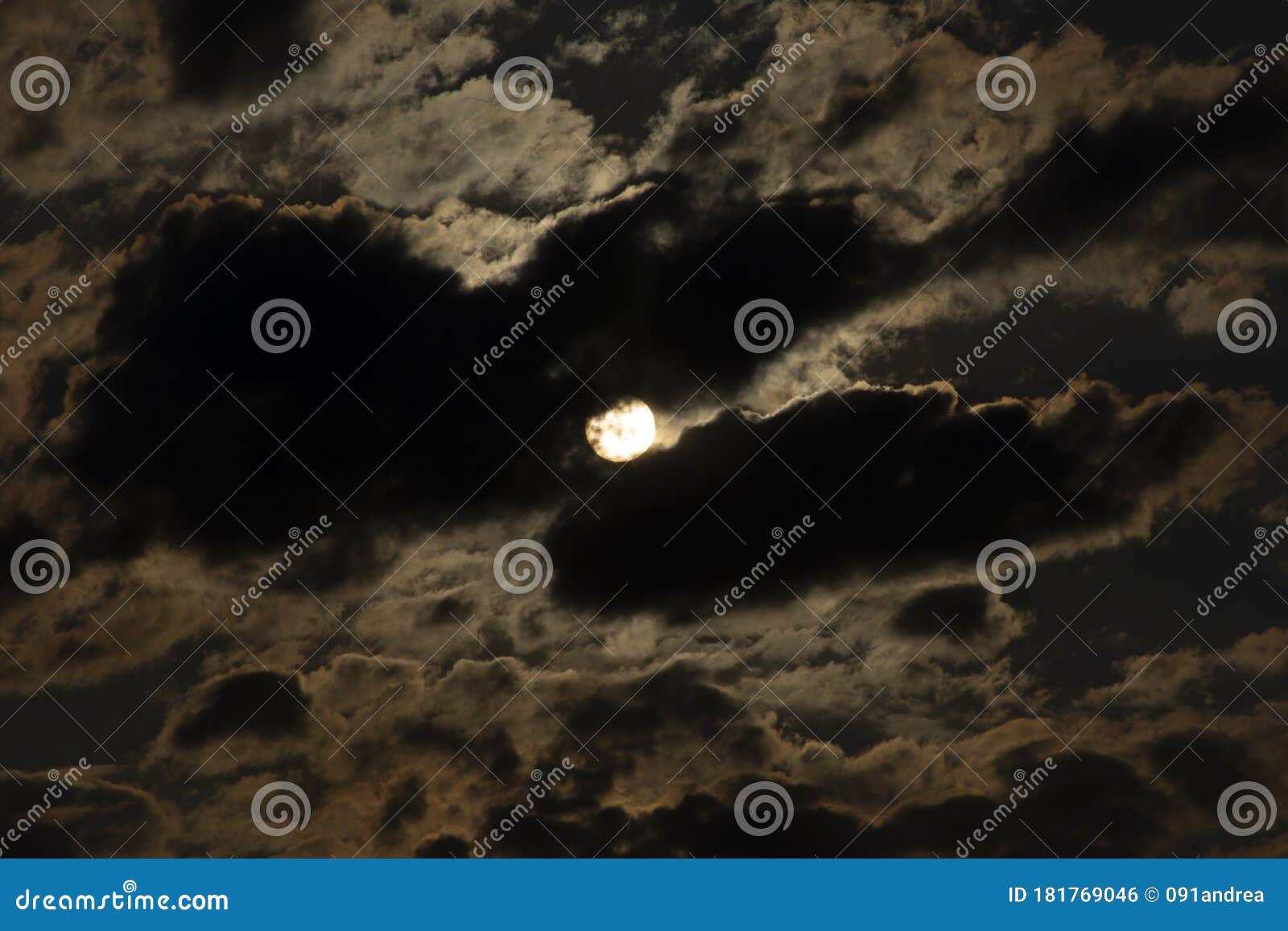 Beautiful Dramatic Sky with Clouds and Sun at Sunset Stock Photo ...
