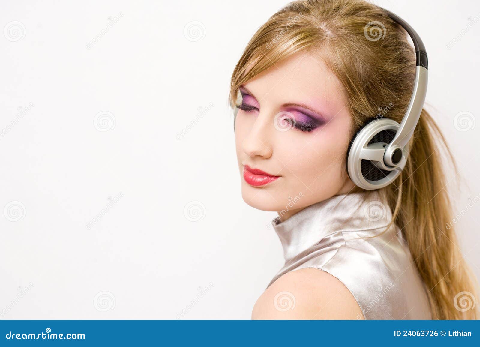 Beautiful Electro Pop Girl in Headphones. Stock Photo - Image of ...