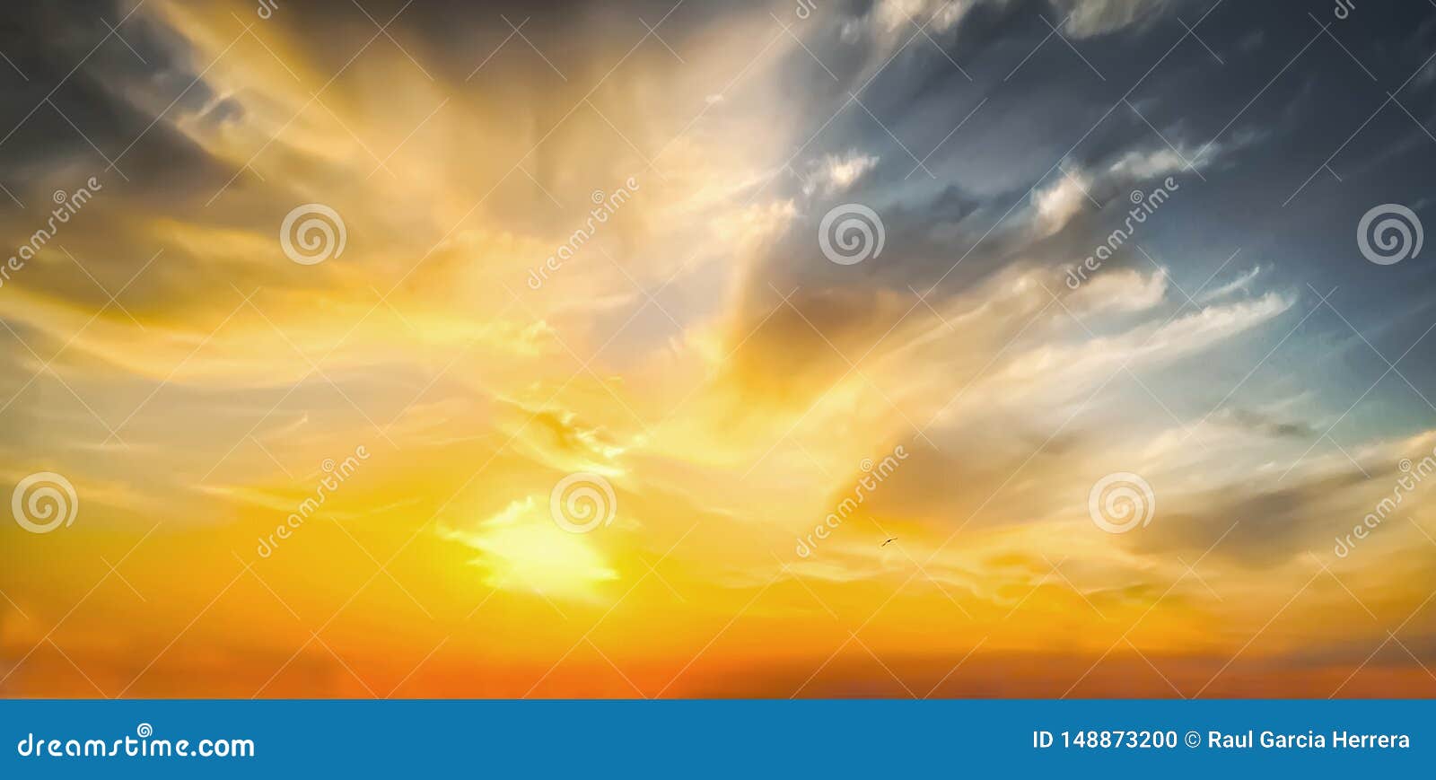 Beautiful Epic Sunset. Dramatic Sunset Sky with Clouds for Background ...