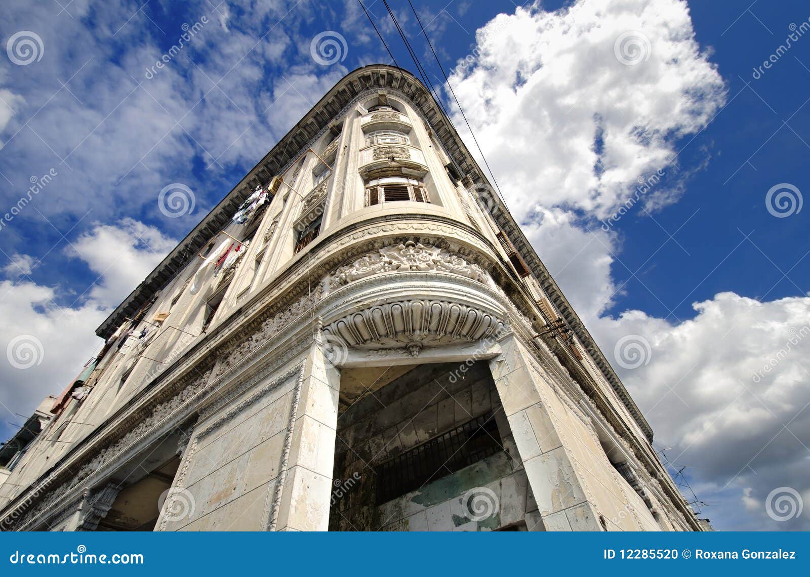 Beautiful Eroded Building in Havana, Cuba Stock Photo - Image of ...