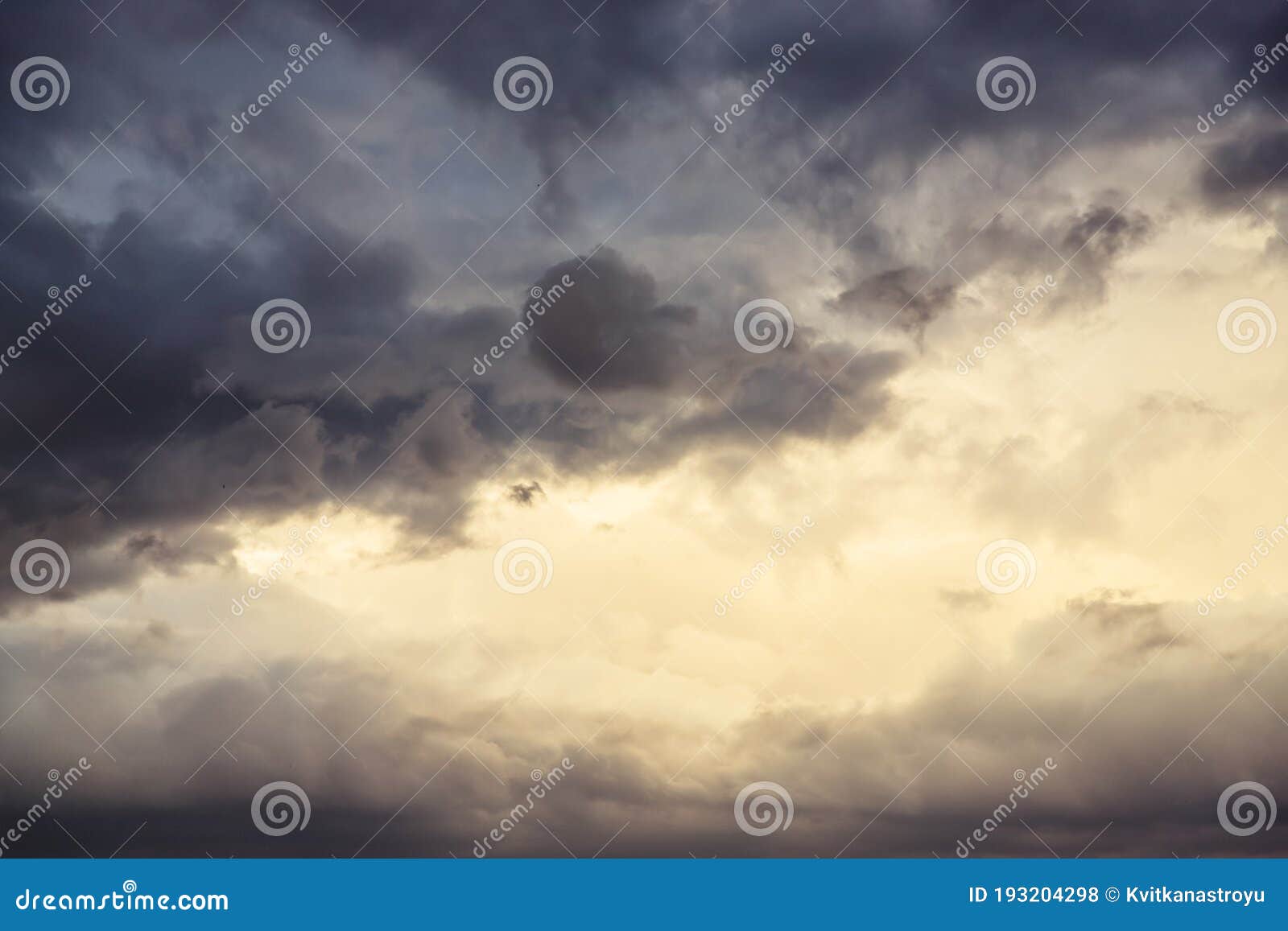 Beautiful Evening Cloudy Sky. Gray Sky with Warm Light Stock Photo ...