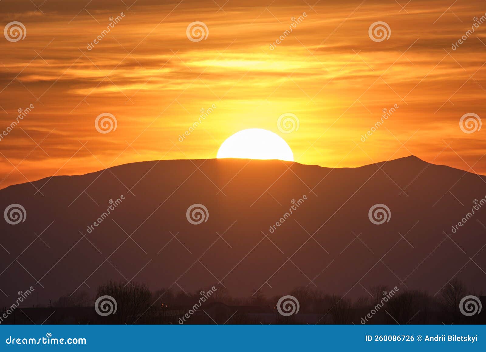 Beautiful Evening Panoramic Landscape with Bright Setting Sun Over ...