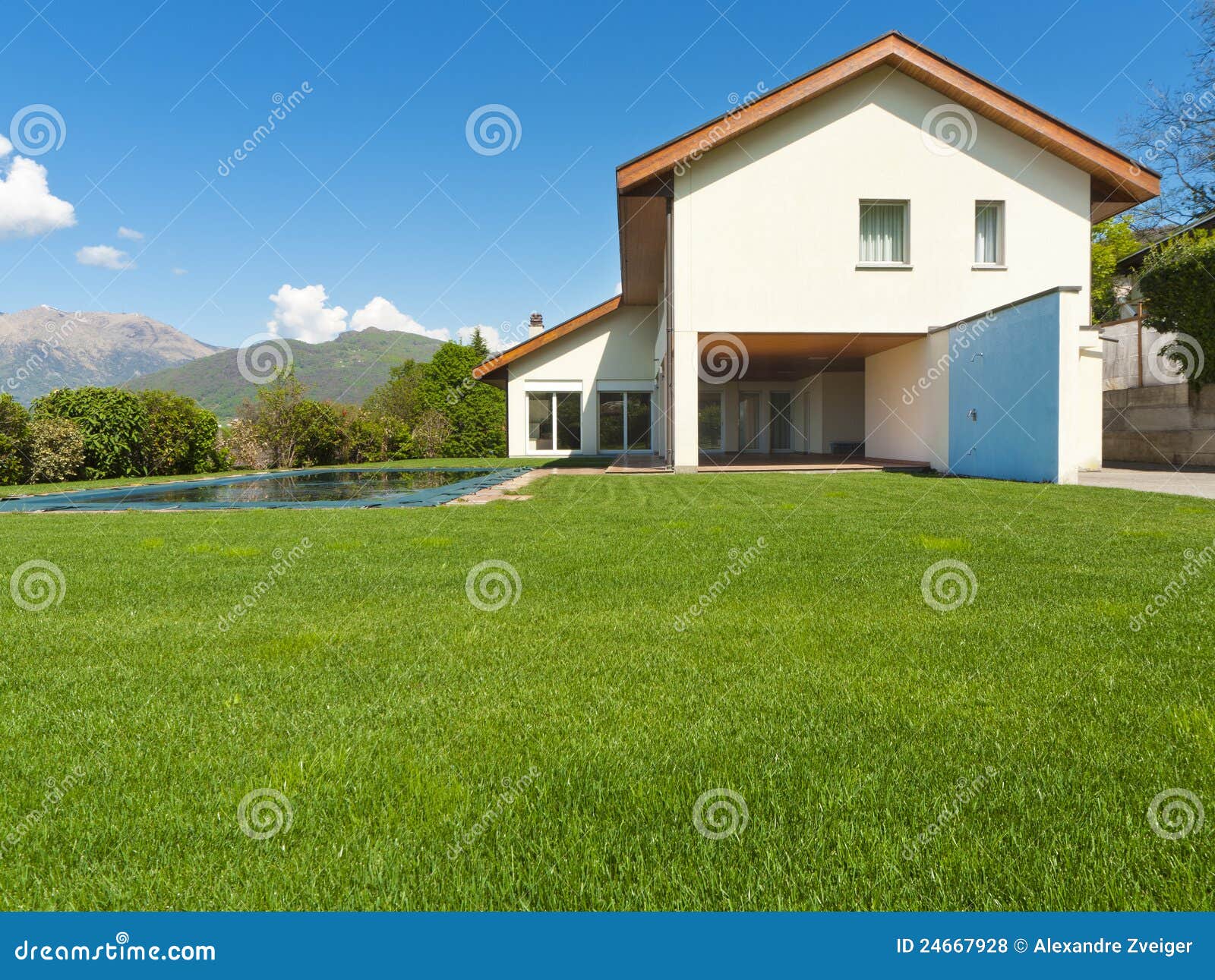 Beautiful family home stock photo. Image of porch, outdoor - 24667928