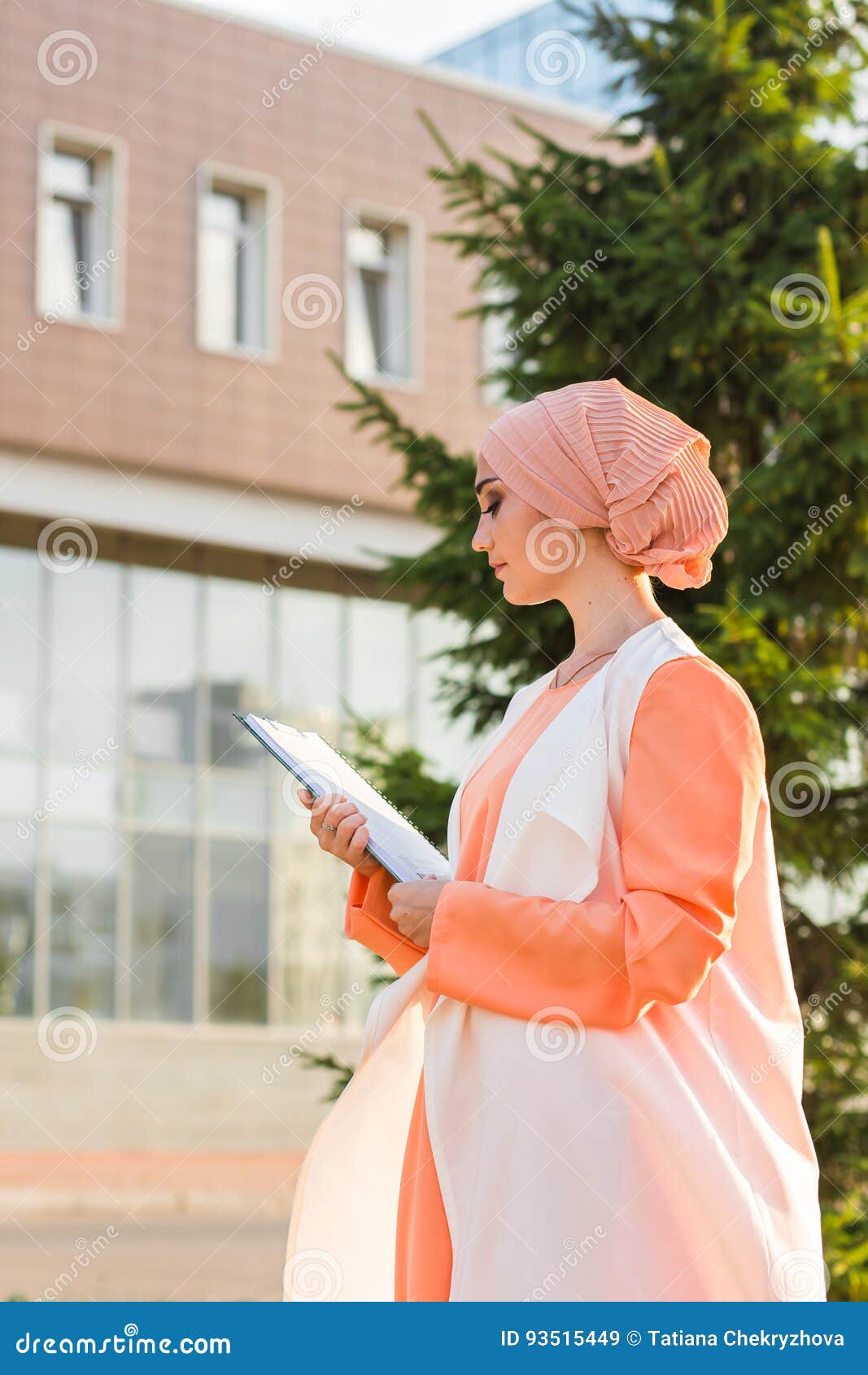 Beautiful Female Middle Eastern College Student Stock Image - Image of ...