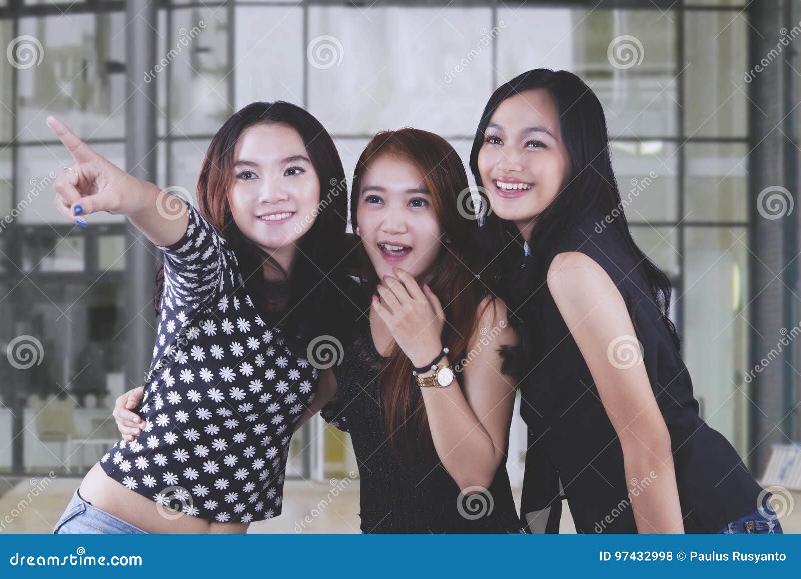 Beautiful Female Students are Having Fun Together Stock Photo - Image ...