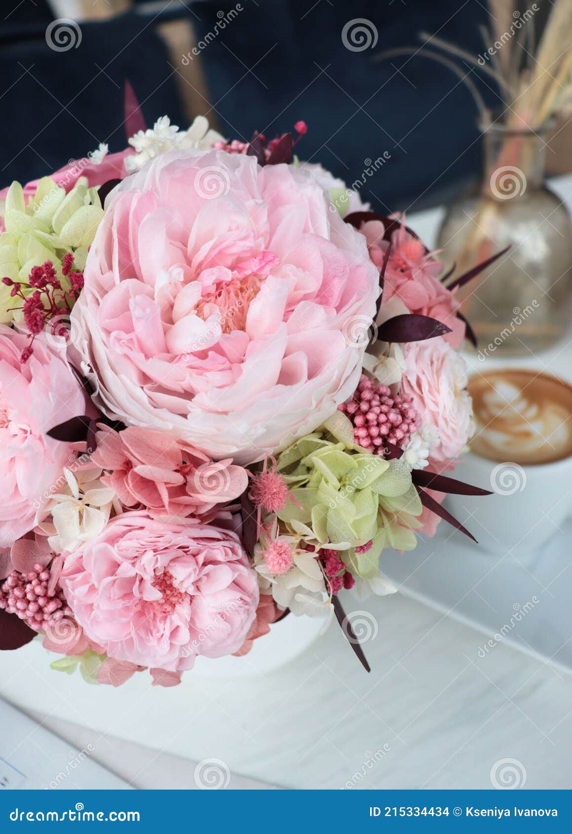 Beautiful Flower Box. Magic Flowers Box. Preserved Flower in Box. Roses ...