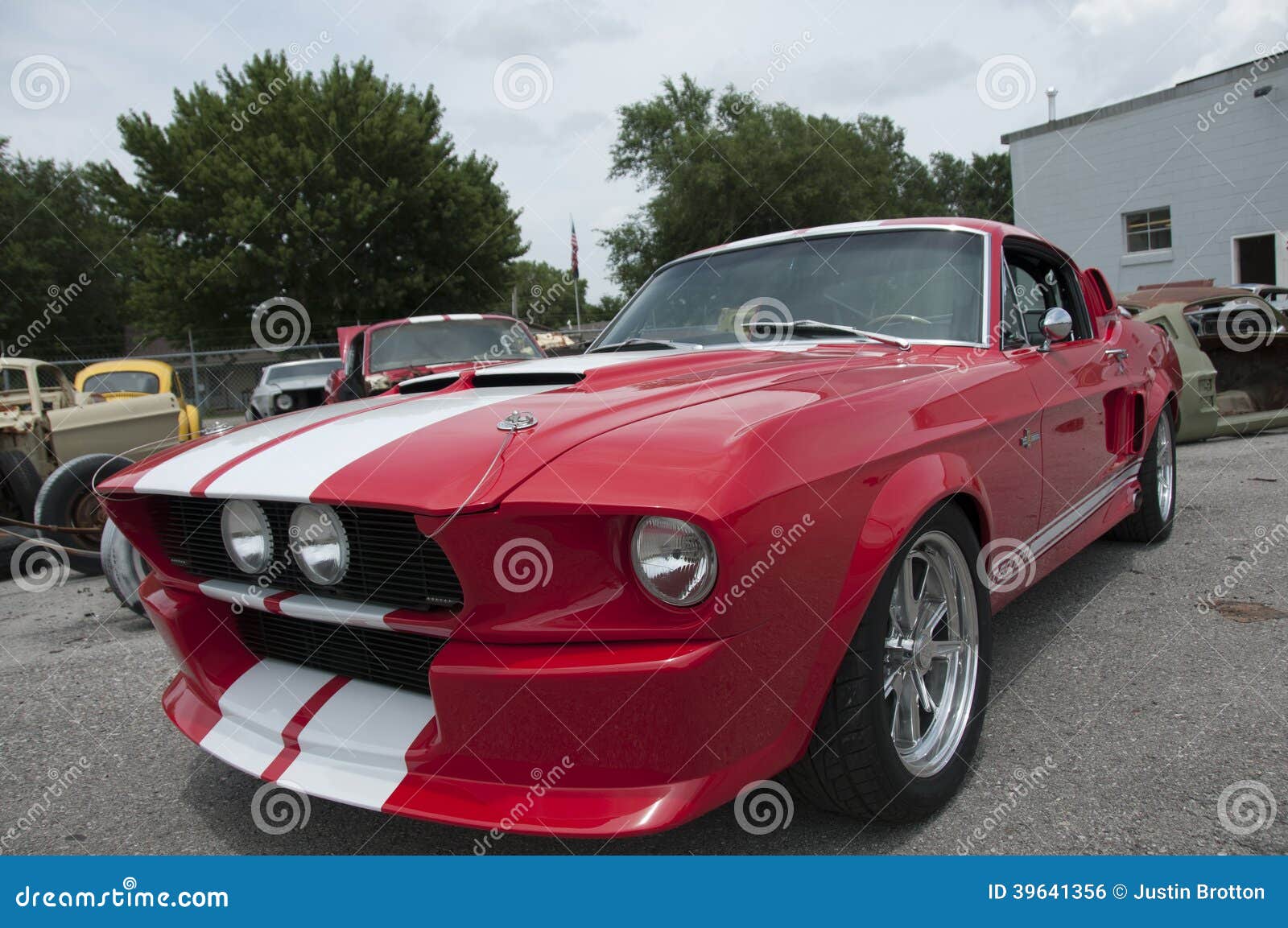 Beautiful ford car editorial photo. Image of head, wheel - 39641356