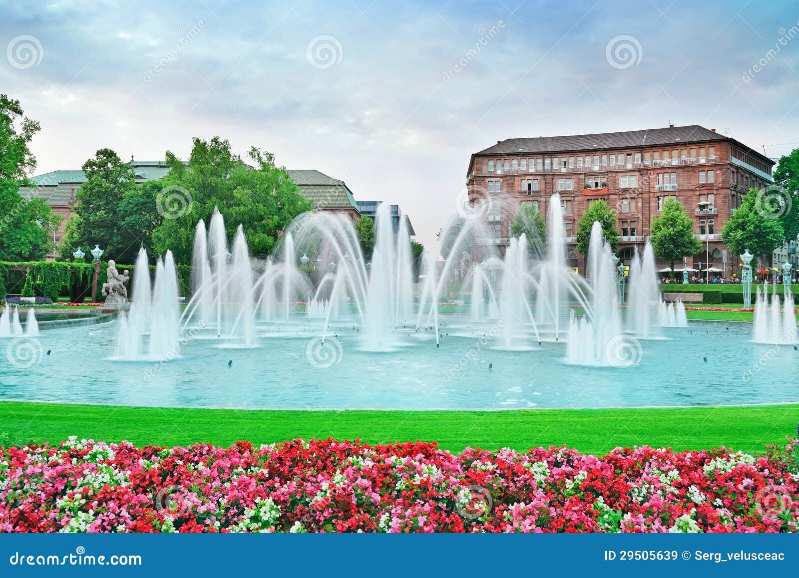 Beautiful fountain stock image. Image of beautiful, cloud - 29505639