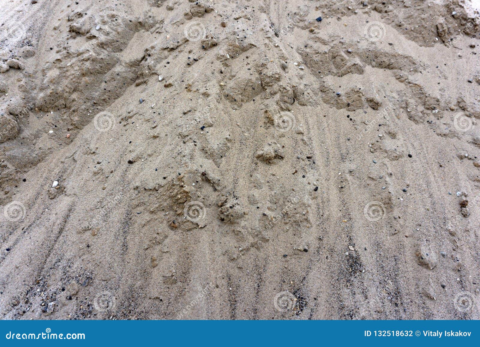 Beautiful Geological Of Underground Cave And Sparkle Stalagmites ...